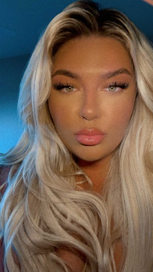 Kayla - kaylanegs OnlyFans