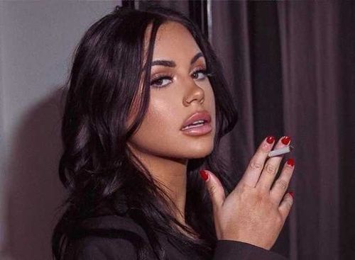 SHOTSOFSIMONE⛓🎀 - shotsofsimone OnlyFans